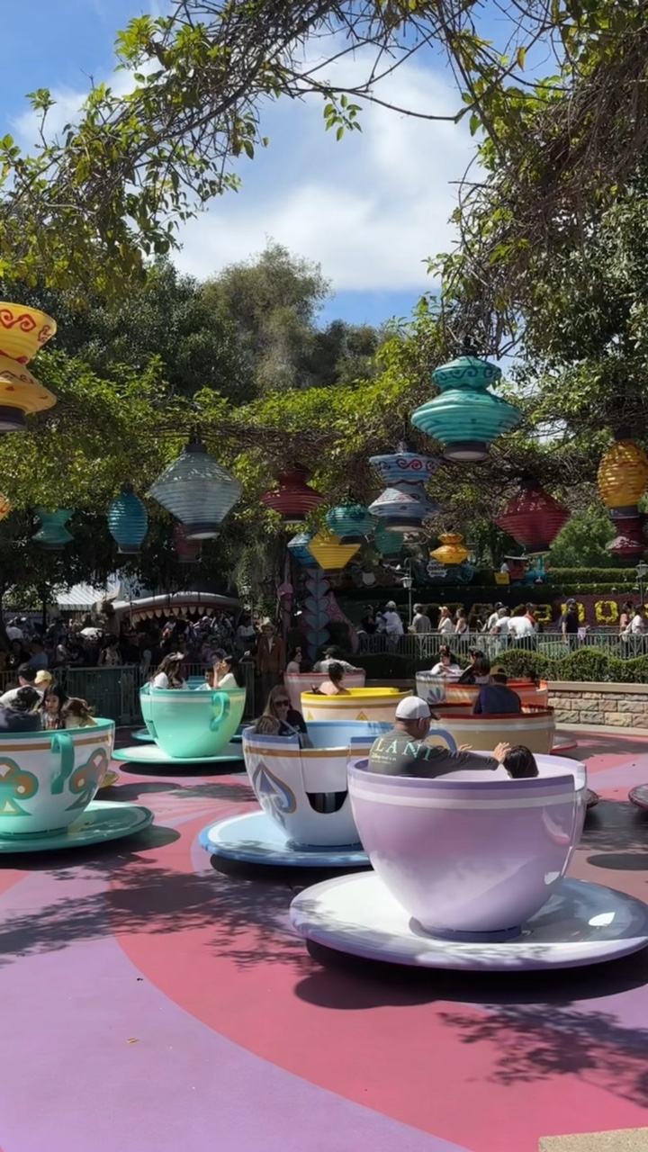 free disney intro - Pippit