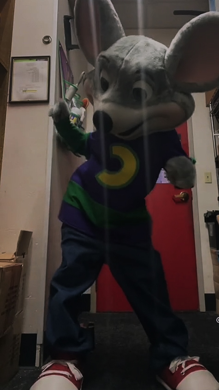 Chasey Dance AI Template - Pippit