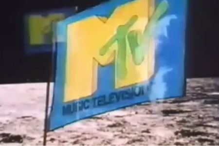 80s Retro Style Intro TV - Pippit