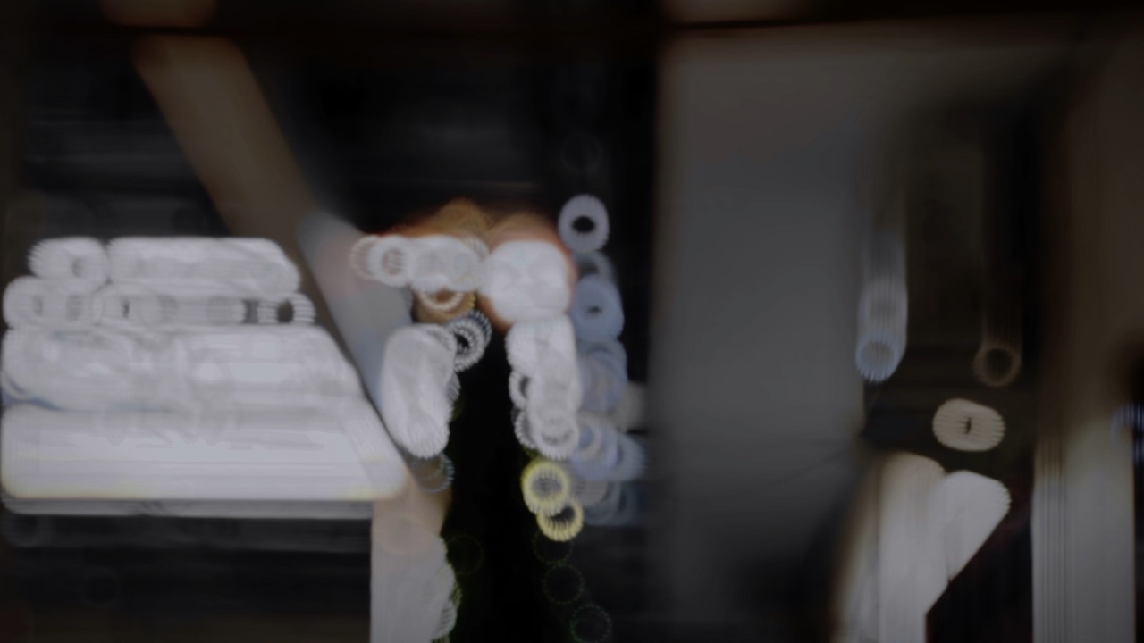 Film Cinematic With Lyrics - Pippit