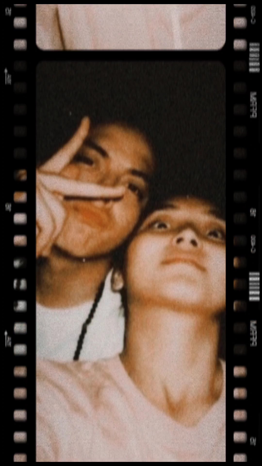 Old Camera Picture Effect - Pippit