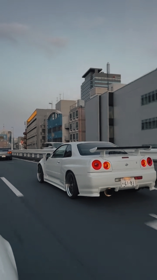 Edit Template With Long Intro - Pippit