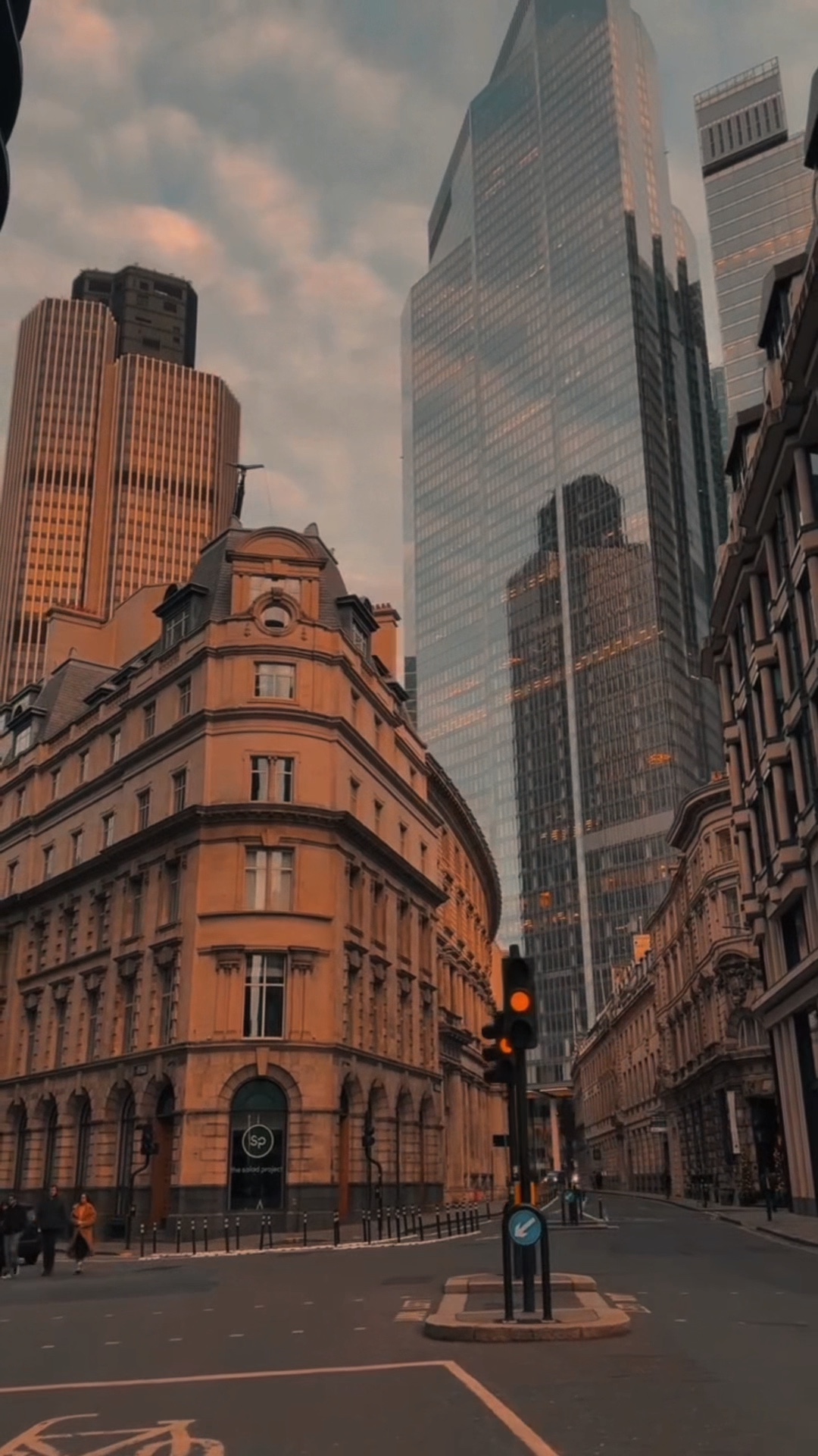 slow fade template - Pippit