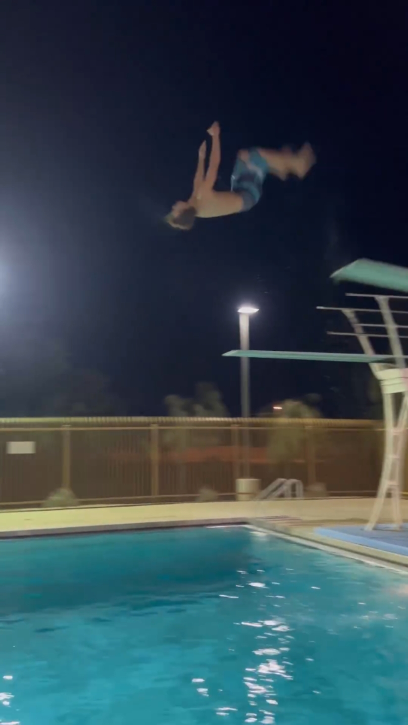 Water Jumping Video Template - Pippit