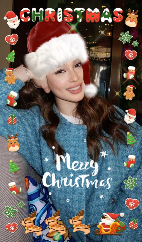 AI Christmas Formal - Pippit