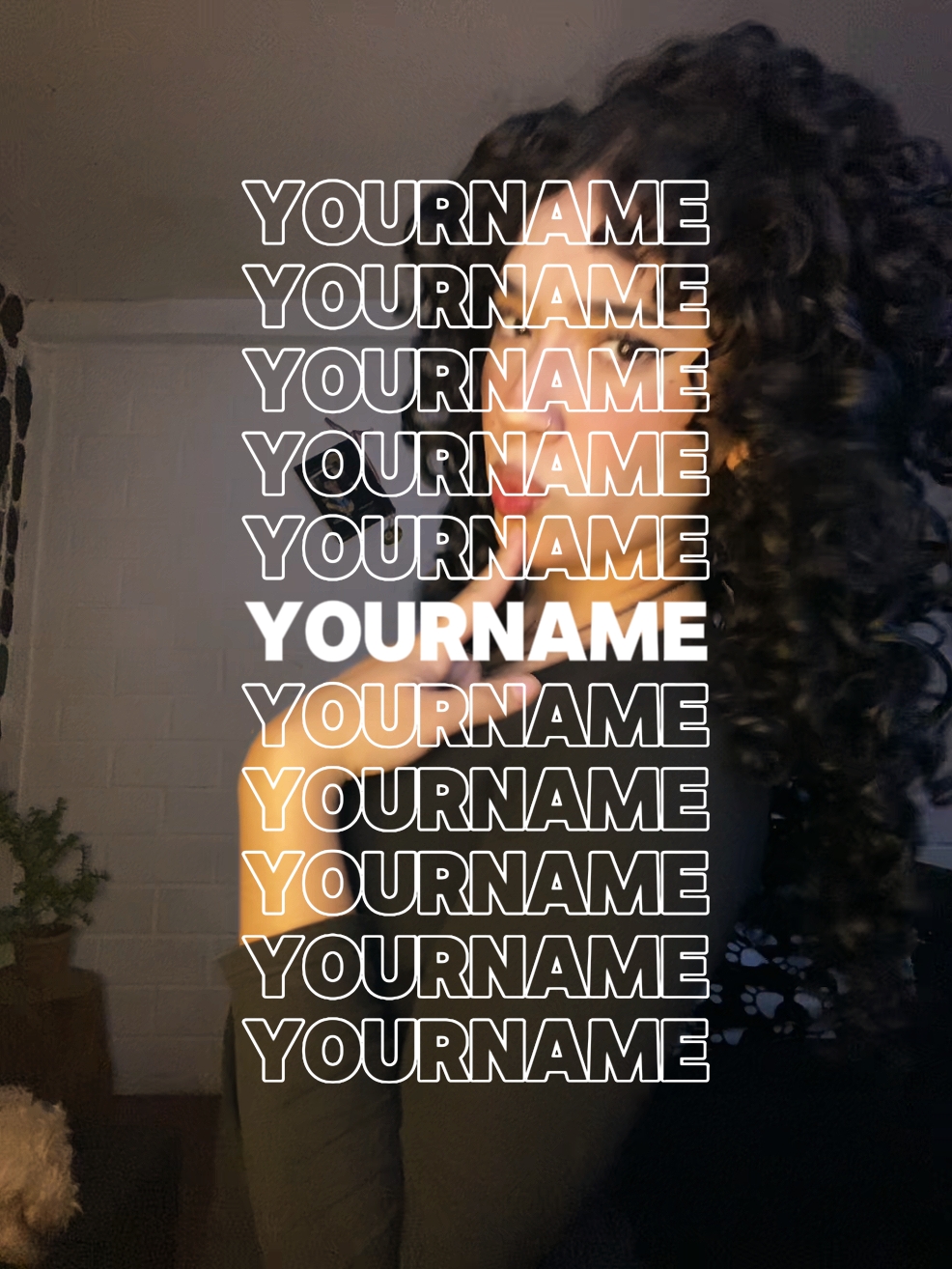 Luna Bala Overlay Text - Pippit