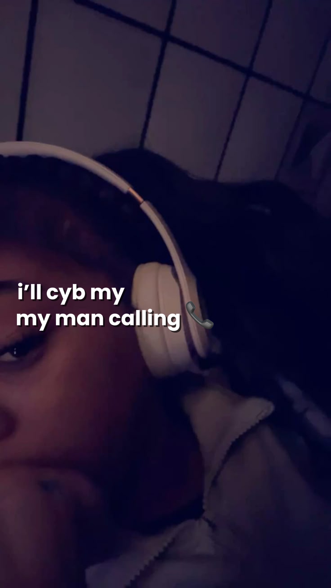 calling memes - Pippit