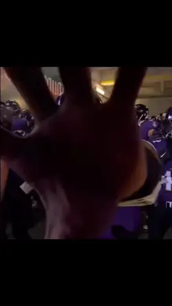 Lamar Jackson Edit Hand in Camera: Create Viral Sports Edits