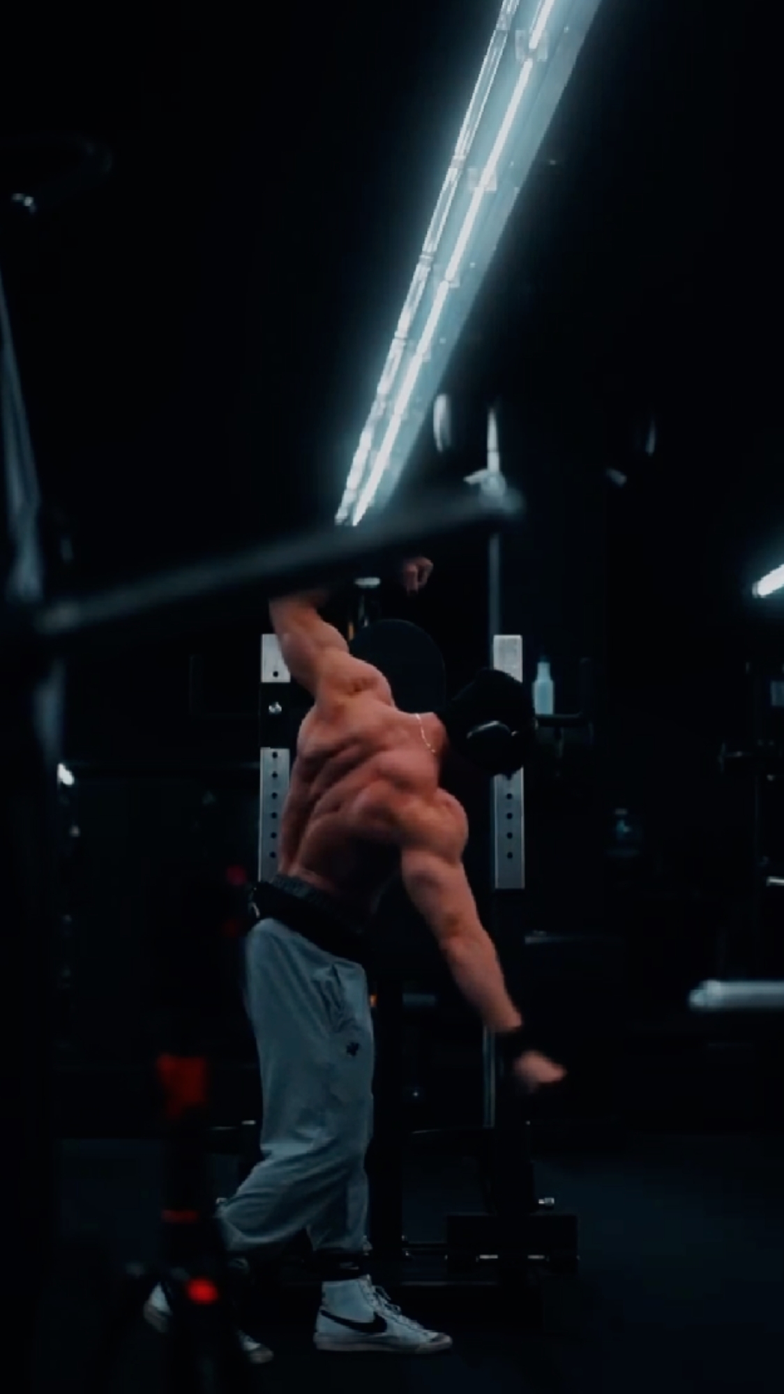 Pose Gym Template - Pippit