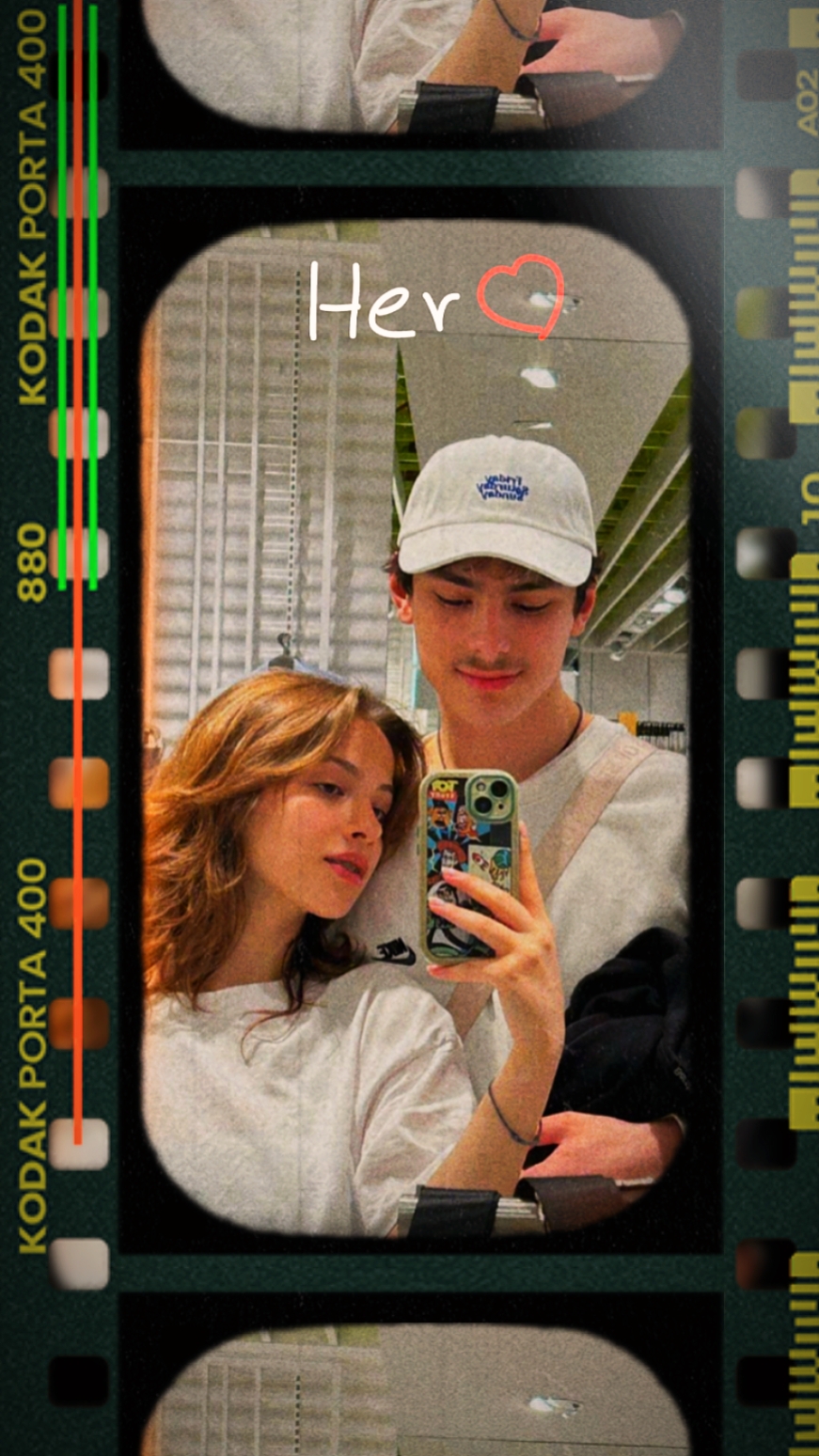 Wacky Cute Picture With My Girlfriend Templates - Pippit