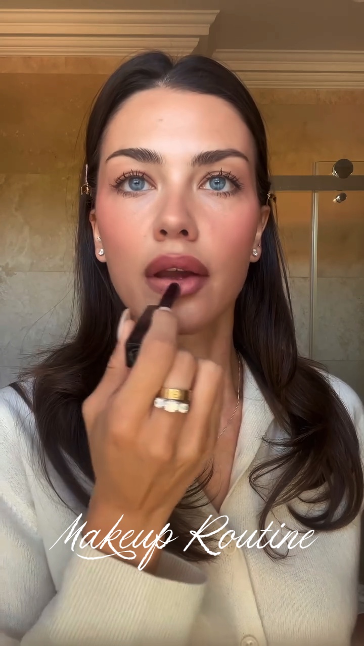 Template Video Makeup Tutorial - Pippit