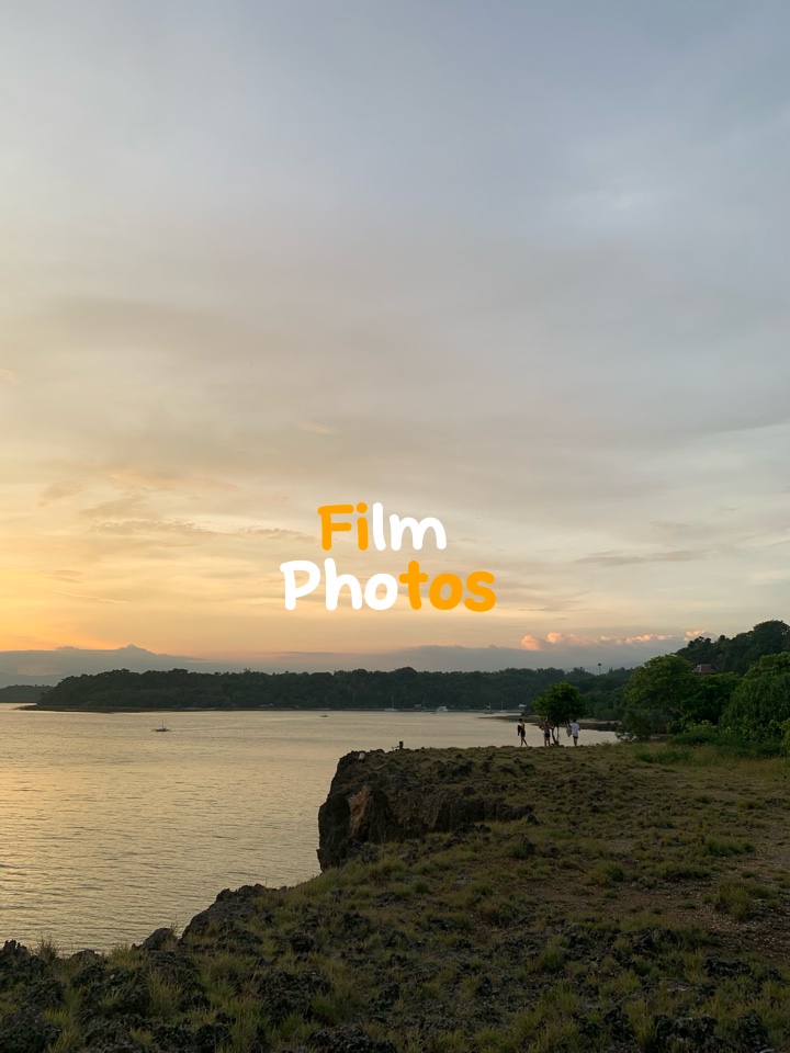 Film Effect Cinematic Photo - Pippit