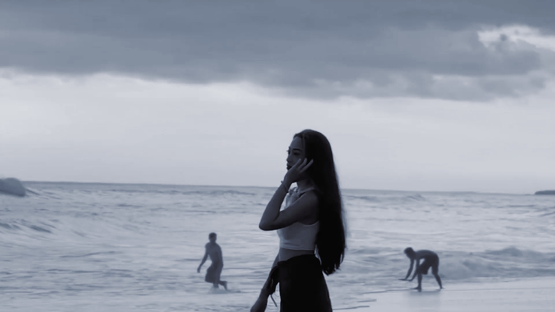 Blur Effect Video Template 3 Clips - Pippit