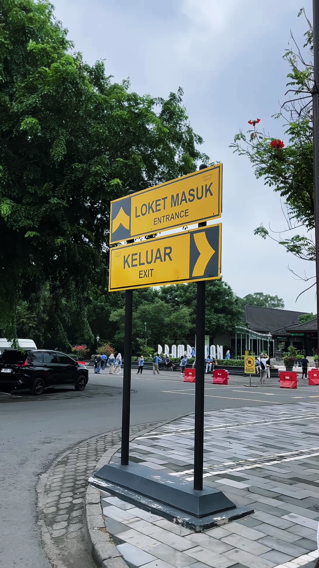 Weekend Timeless Template - Pippit