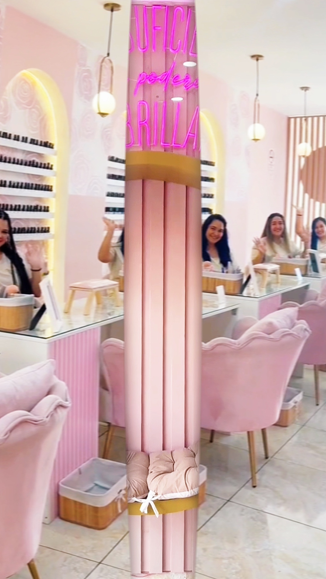 Salon Mission Template - Pippit