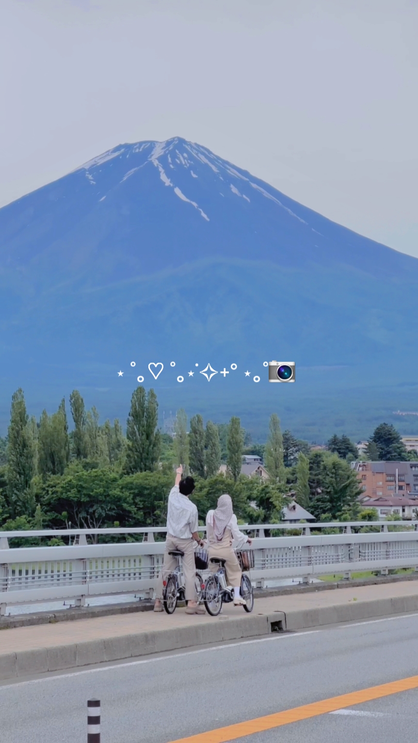 Intro by Ariana Grande Video Edit - Pippit