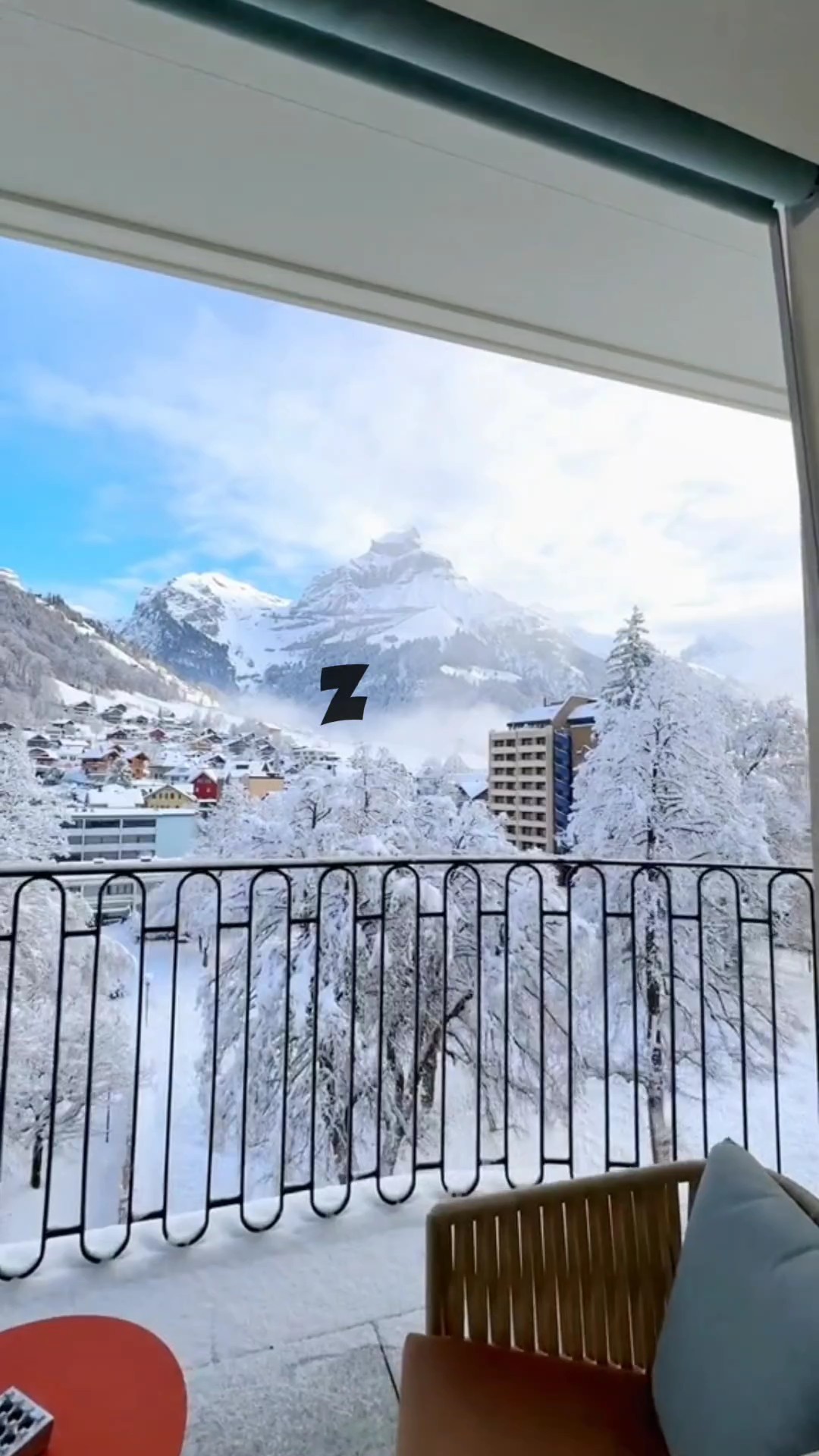 Free Template Snow - Pippit