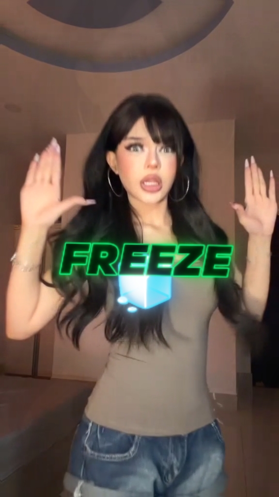 Free AI Dancing Template Opalite - Pippit