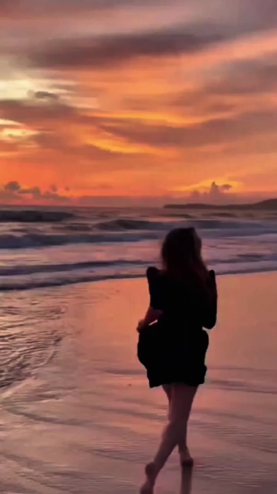 Walking Video Edit Template Trending - Pippit