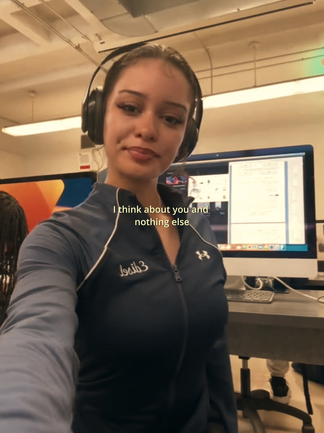 One Person Highlight Effect Template - Pippit