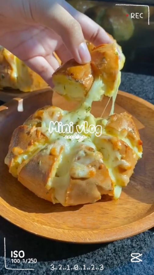 Preparing Food Templates Aesthetic - Pippit